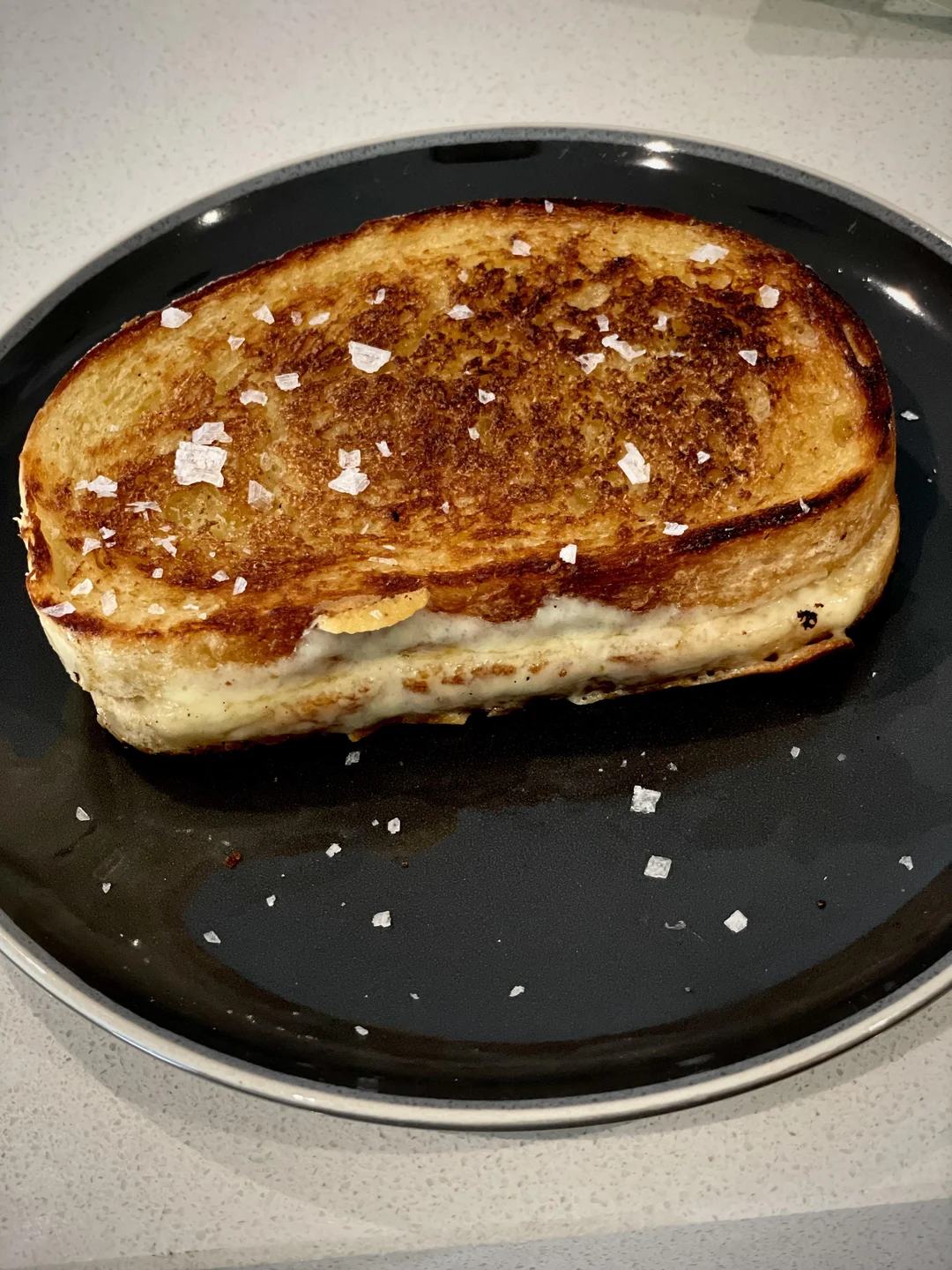 Colby on pane di casa | Scrolller