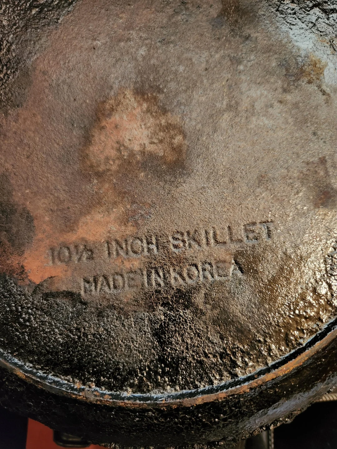 Would like help identifying my cast iron pan? | Scrolller