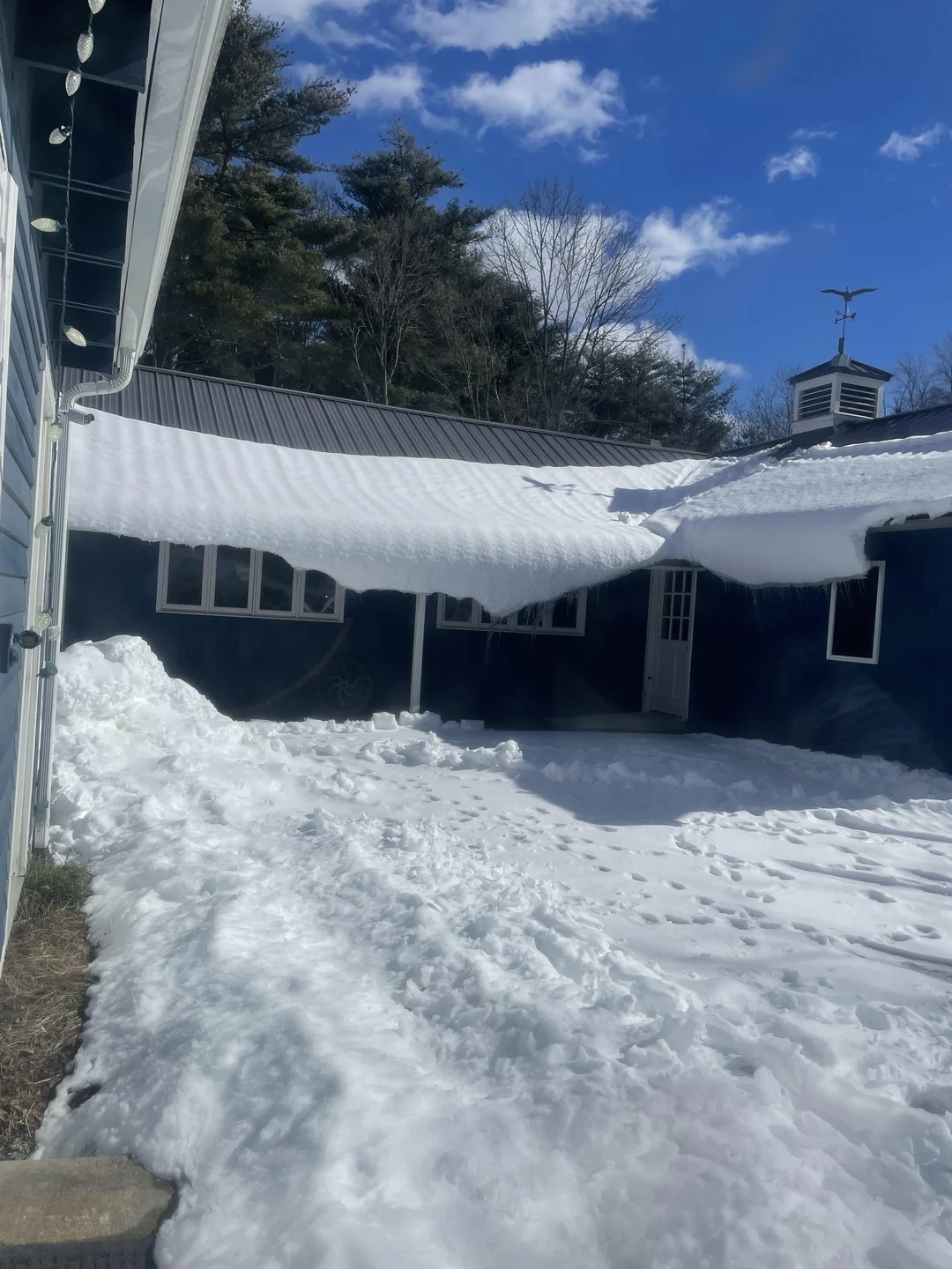 Satisfying snow/ice melting off of my roof | Scrolller