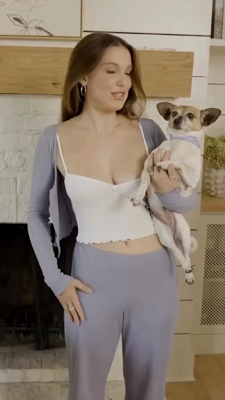 Millie Bobby Brown | Scrolller