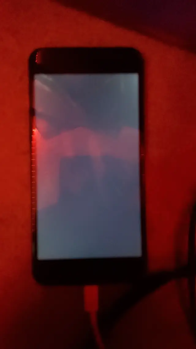 my iphone 6s plus is not holding charge and shows a black screen | Scrolller