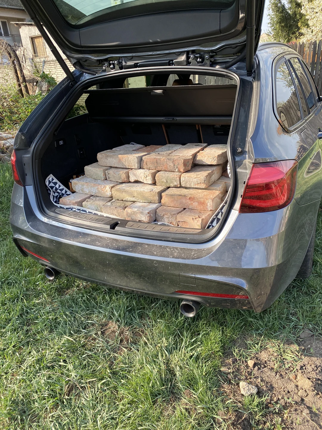 Not an ///M but I used my 340i to haul some bricks | Scrolller