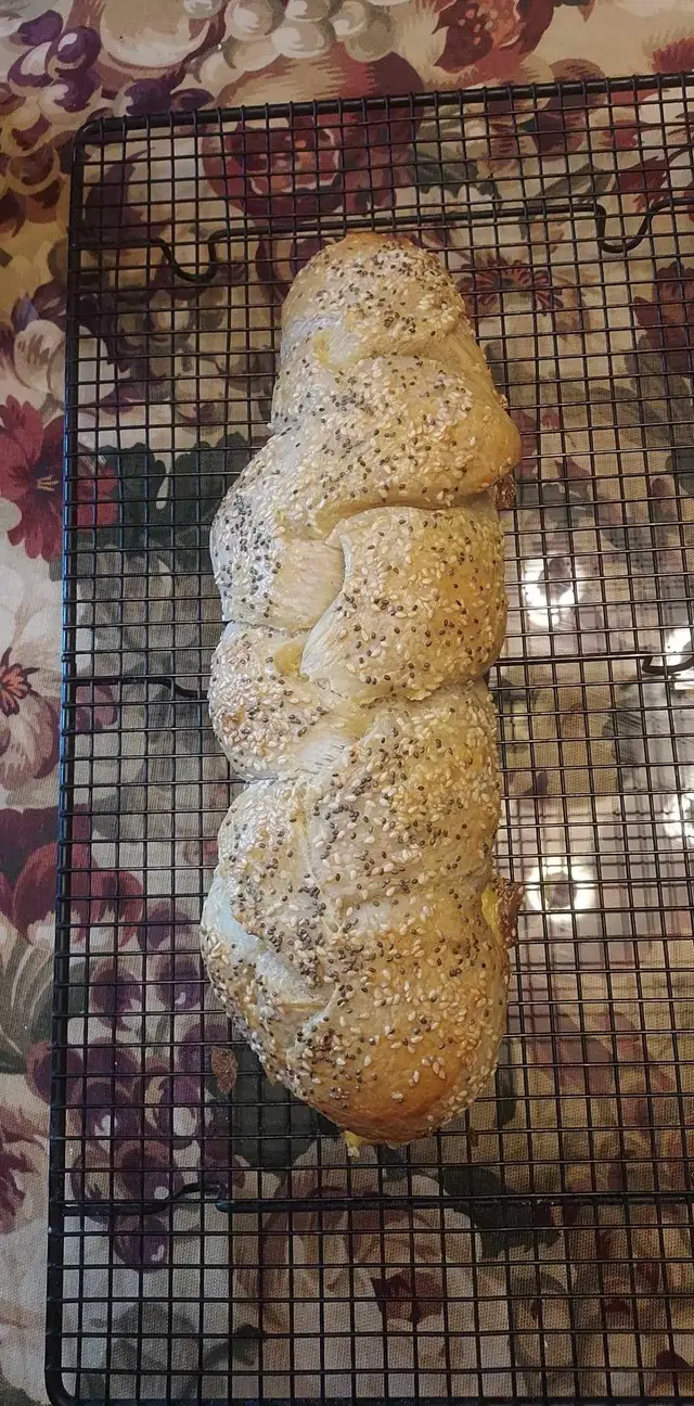 Improvised Challah! | Scrolller