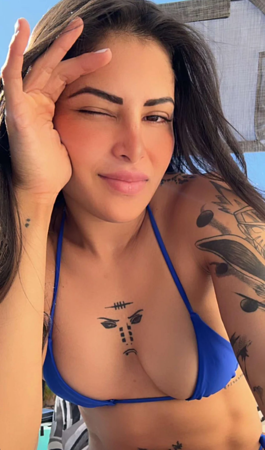 Polyana V. | Scrolller