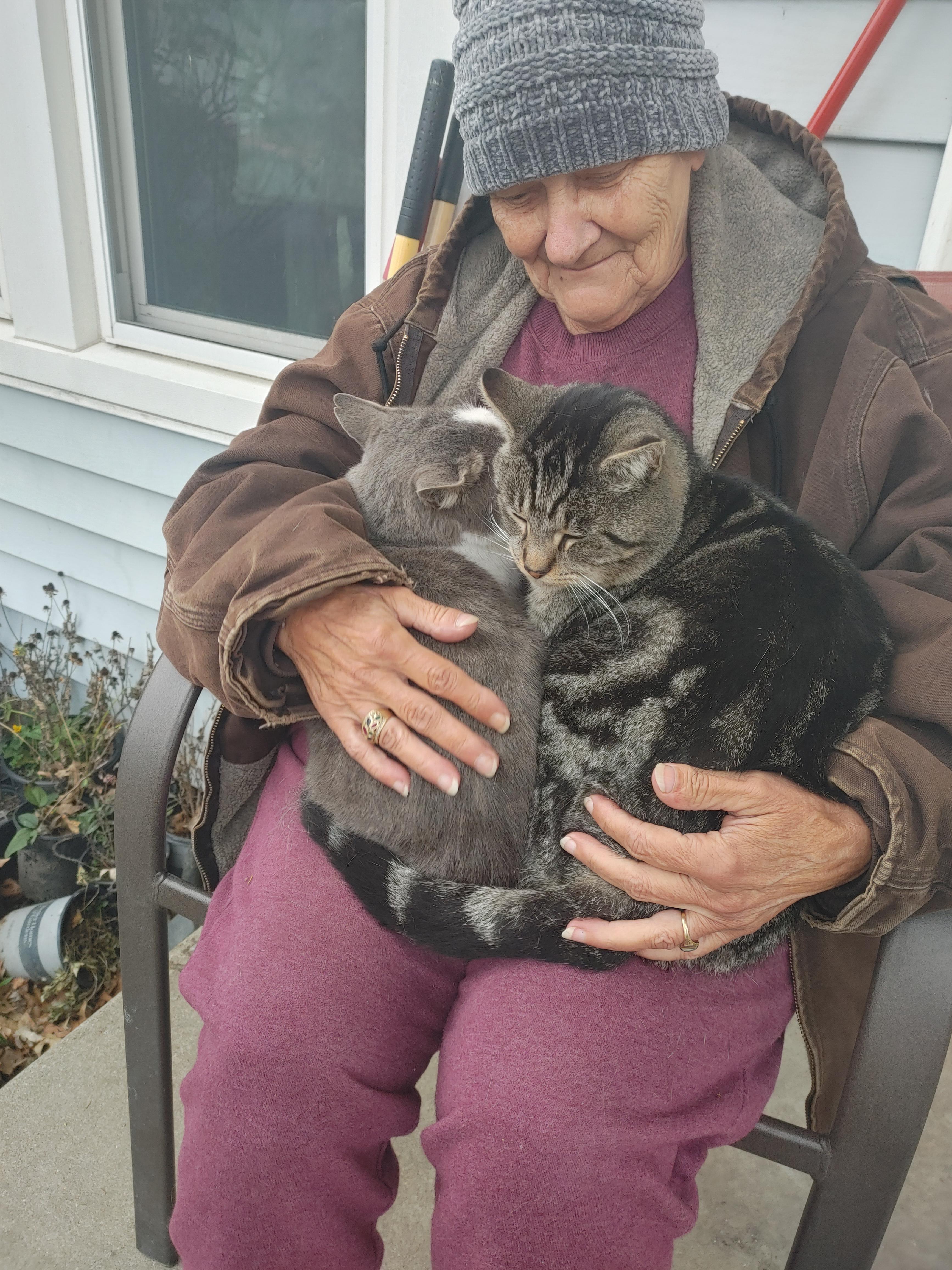 She's not going anywhere | Scrolller