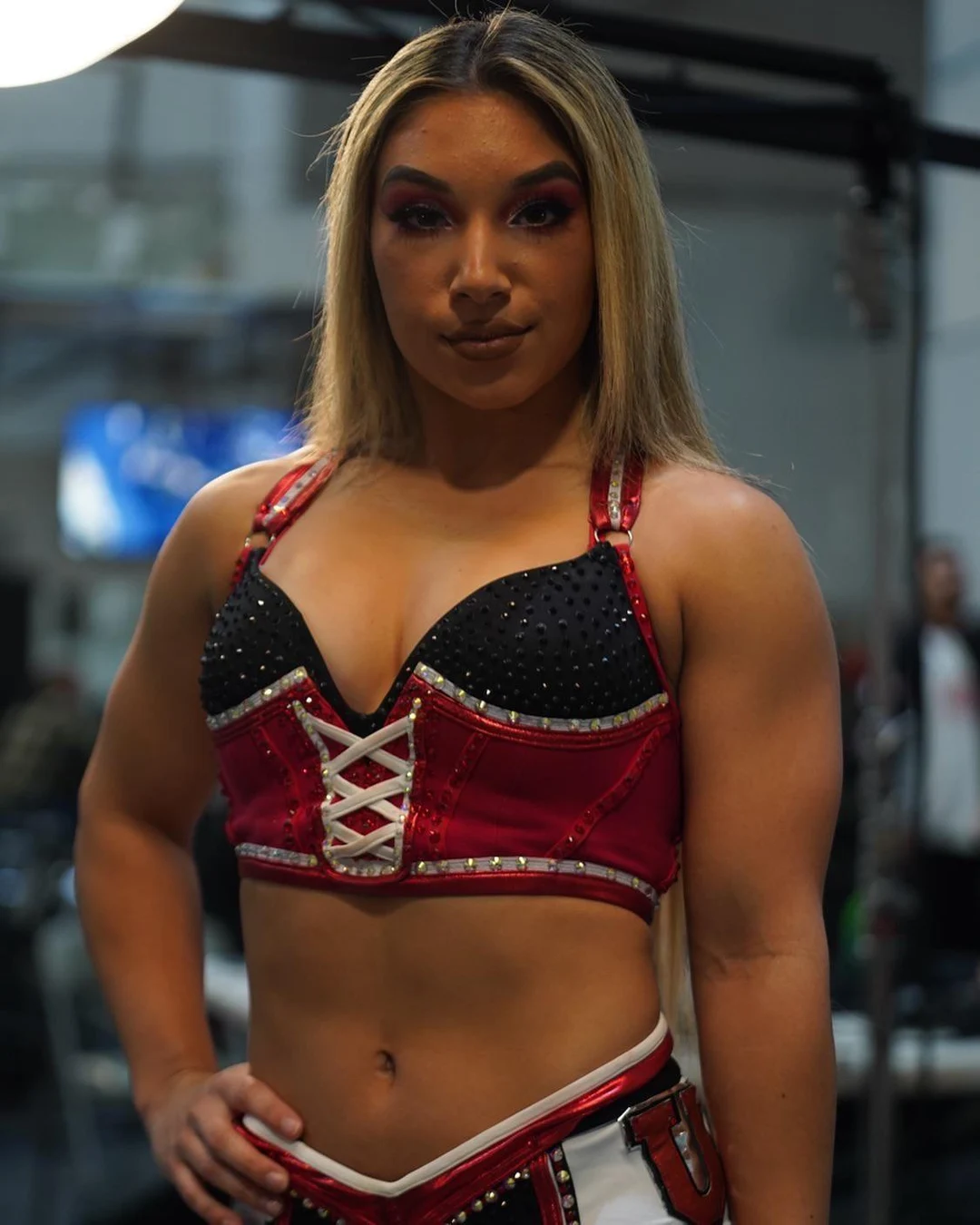 Thea Hail | Scrolller