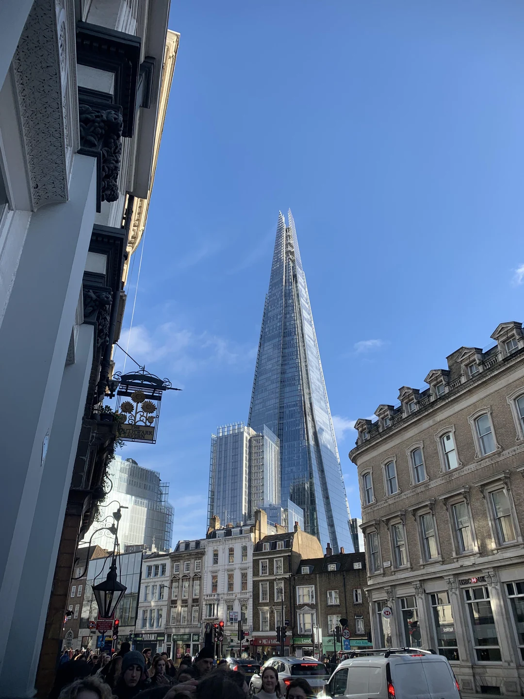 Old and new. London | Scrolller