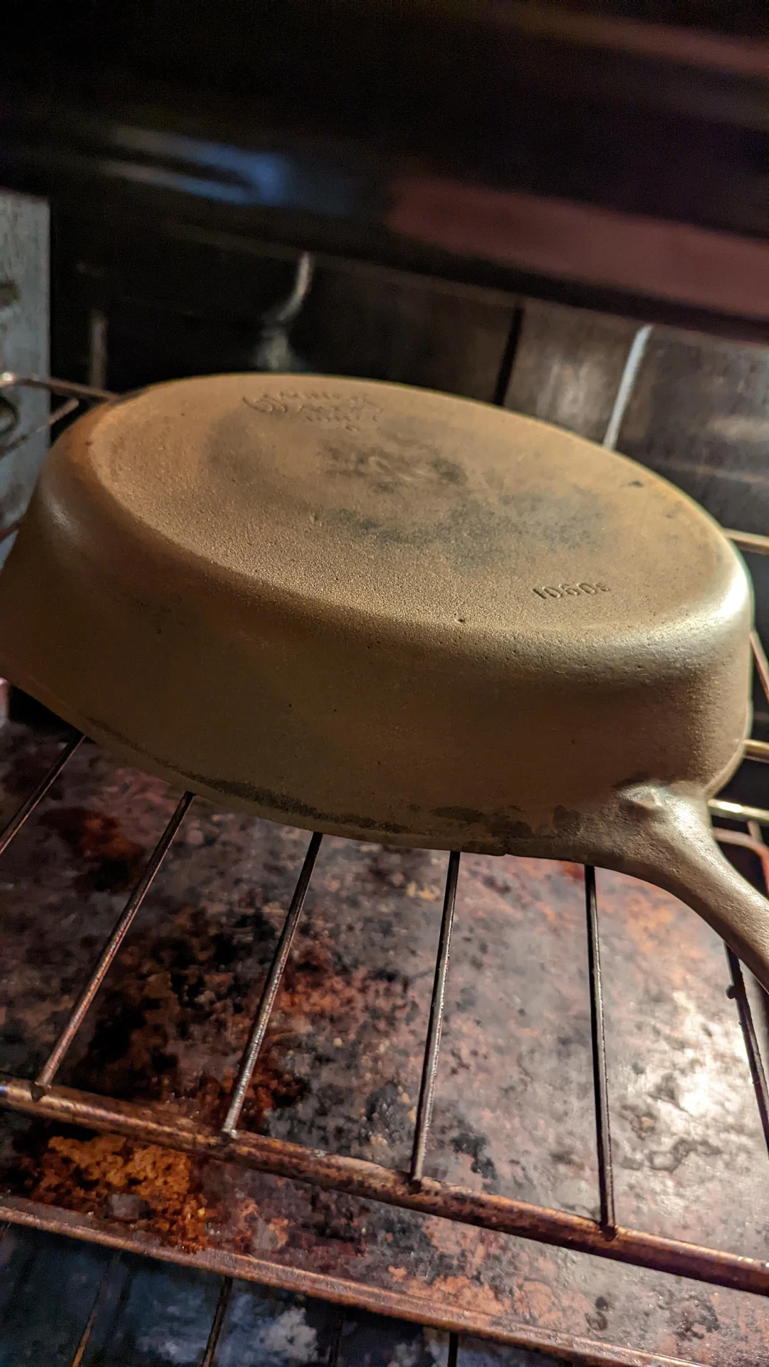 Help! My skillet is getting surface rust while seasoning. | Scrolller