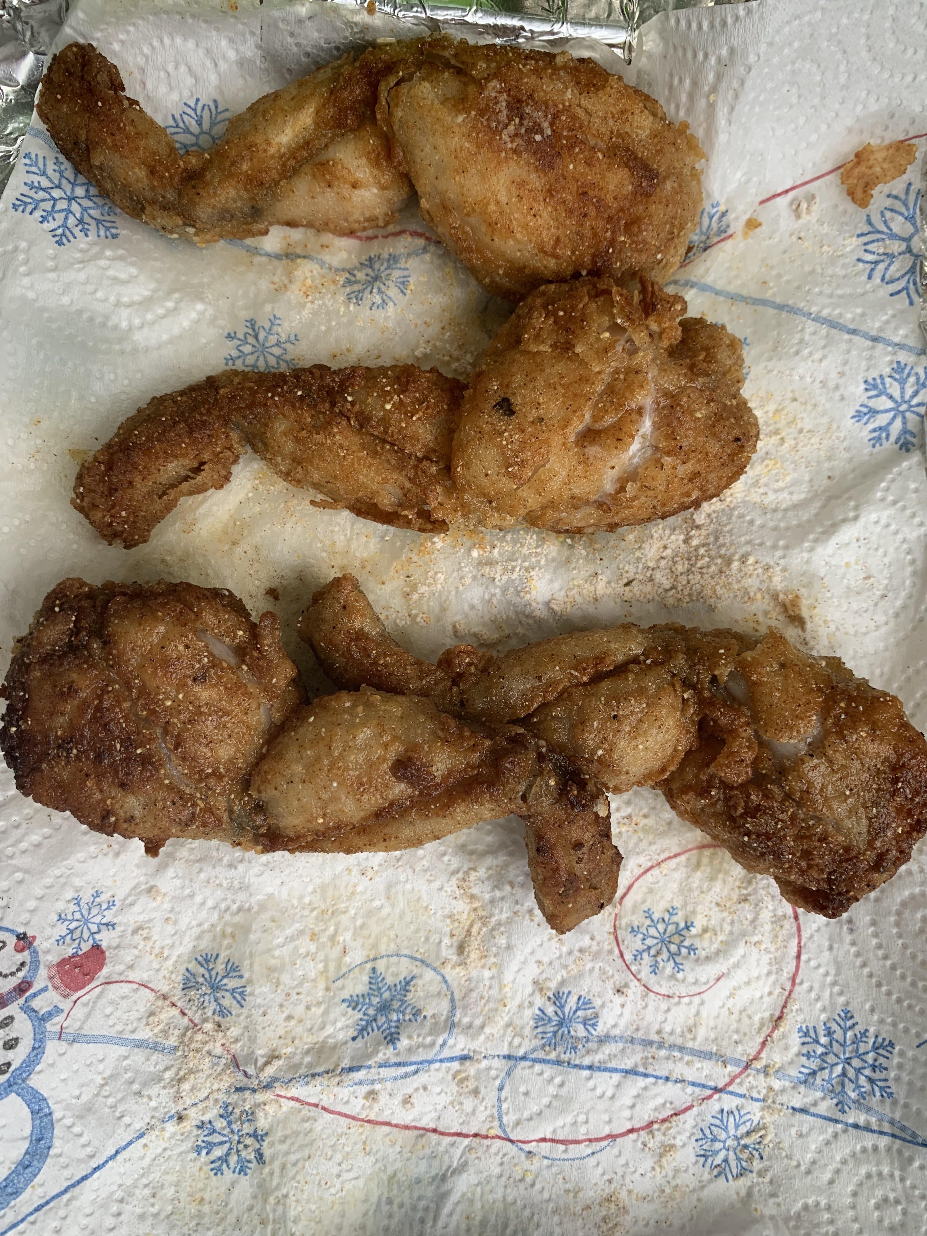 Lodge and frog legs. Perfect match. | Scrolller