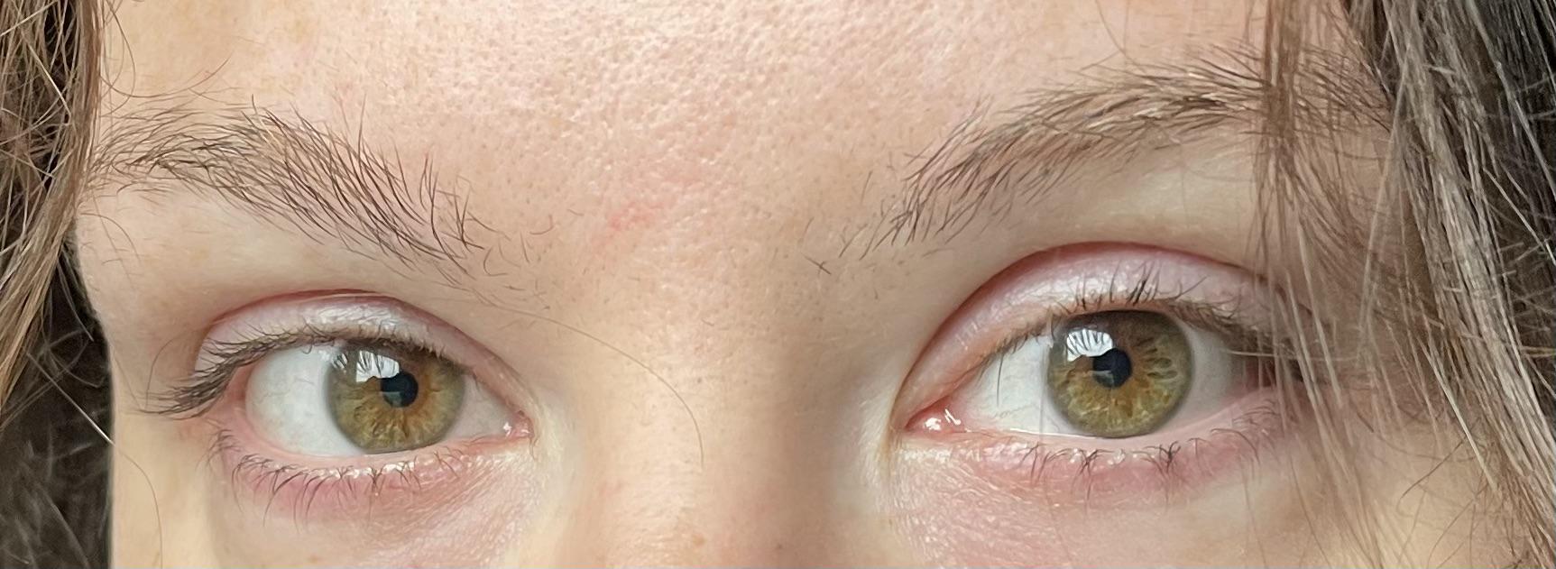 What color is this? Brown or hazel? | Scrolller