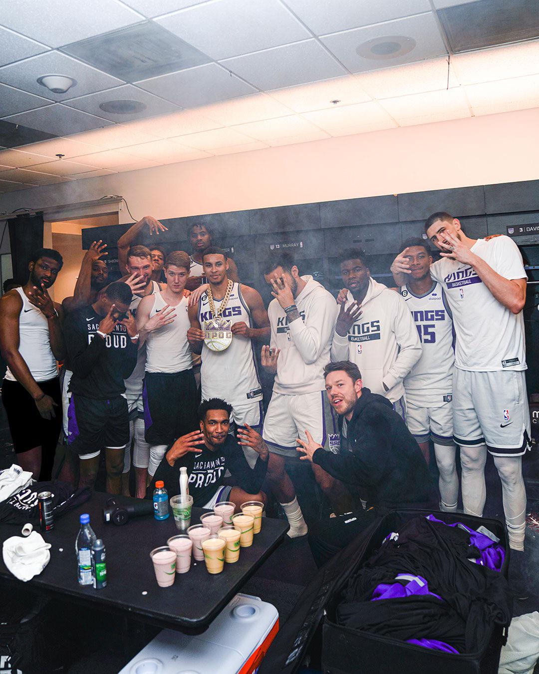 Beam Team 👑 | Scrolller