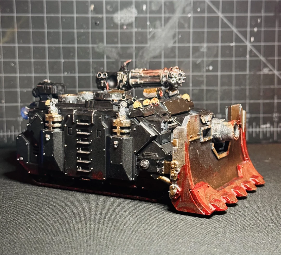 My first ever 40k model and tank! Chaos Vindicator, in my own theme. | Scrolller