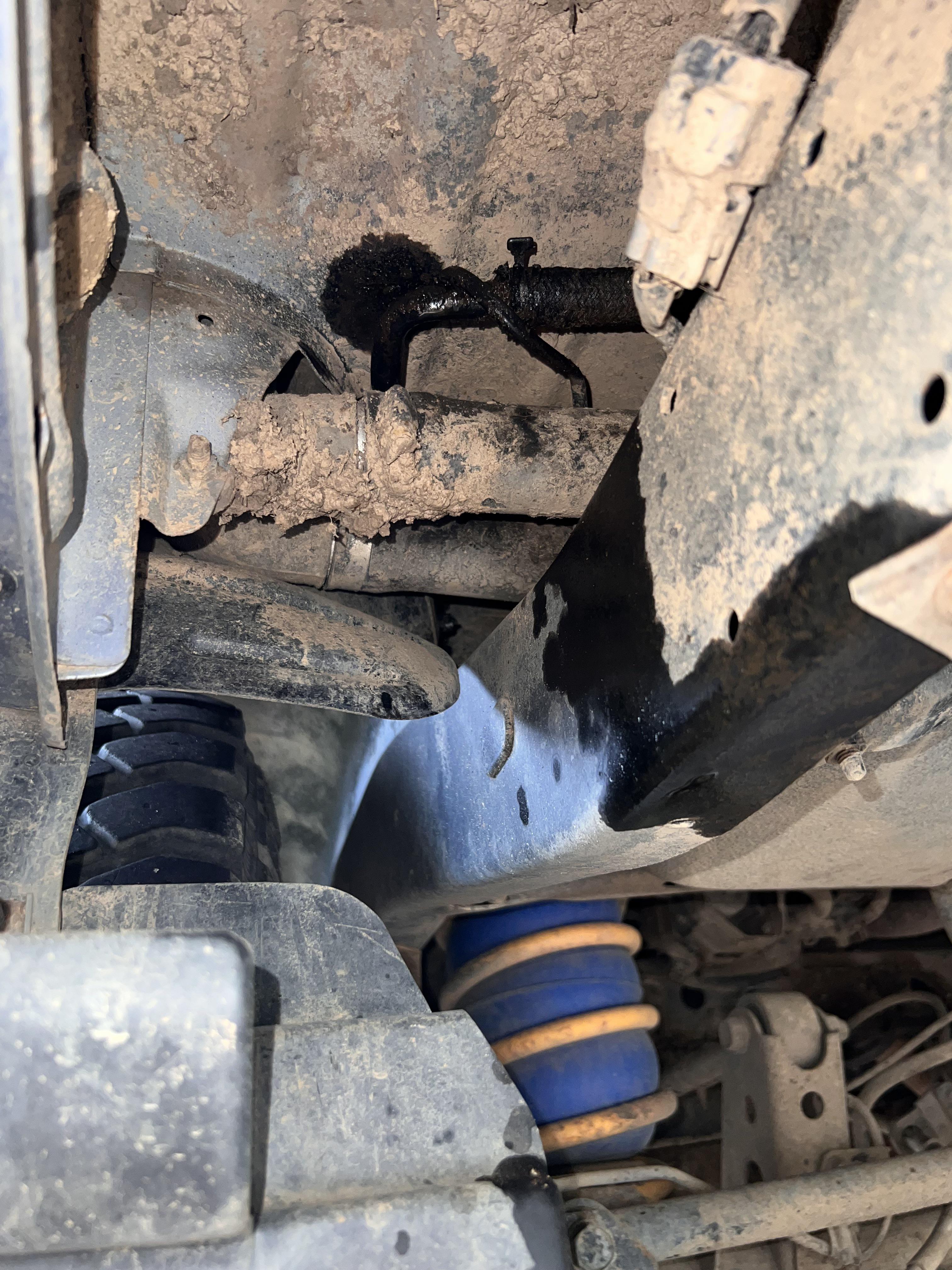 Does anyone know what is leaking | Scrolller