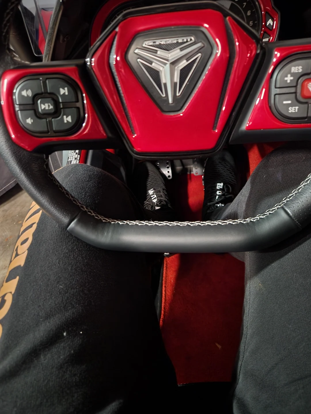 legroom in a slingshot | Scrolller