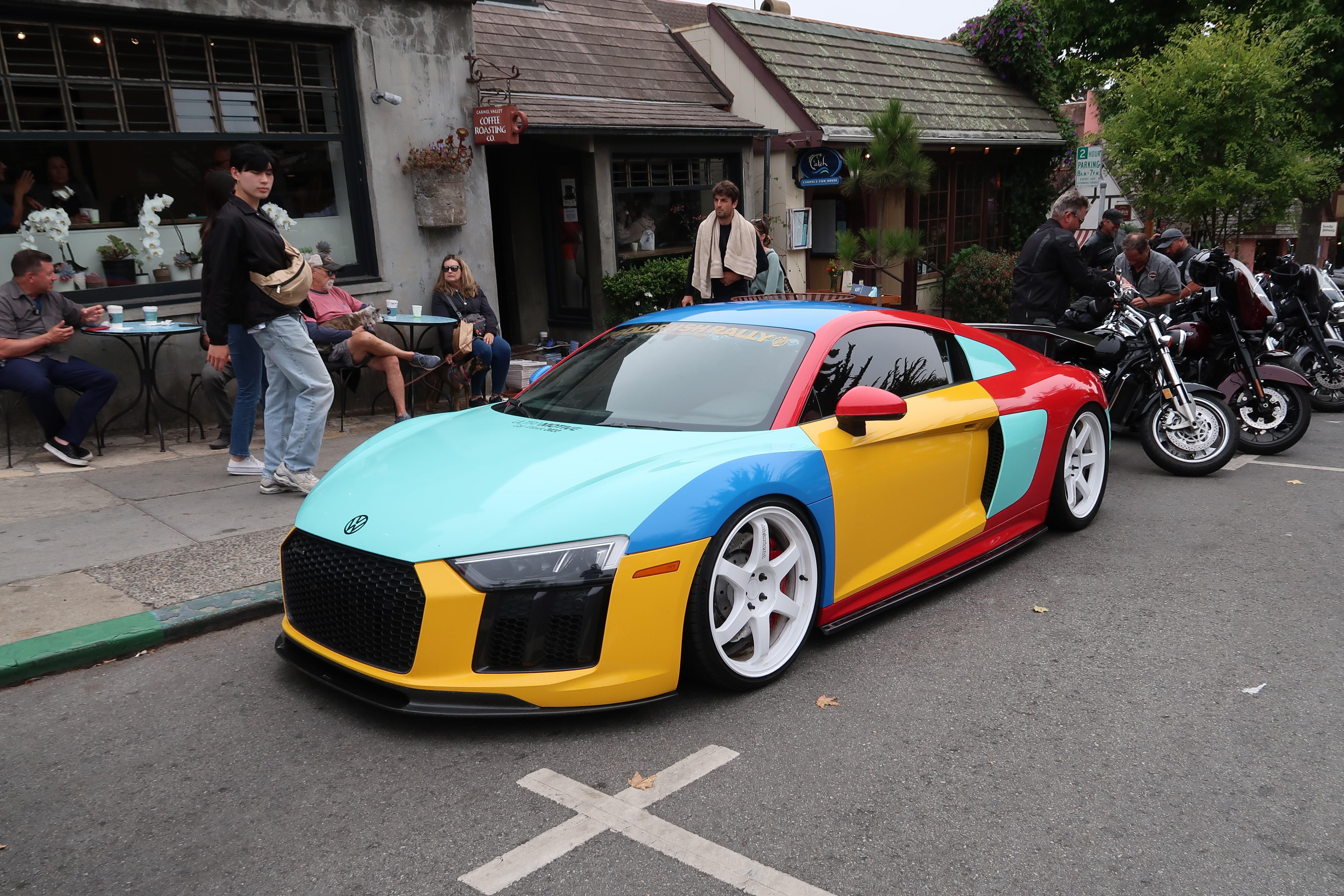 Harlequin Audi R8 [5001x3334] | Scrolller