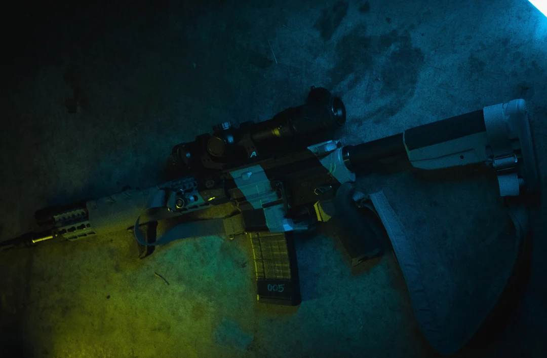 Moody lights + dirty garage floor | Scrolller