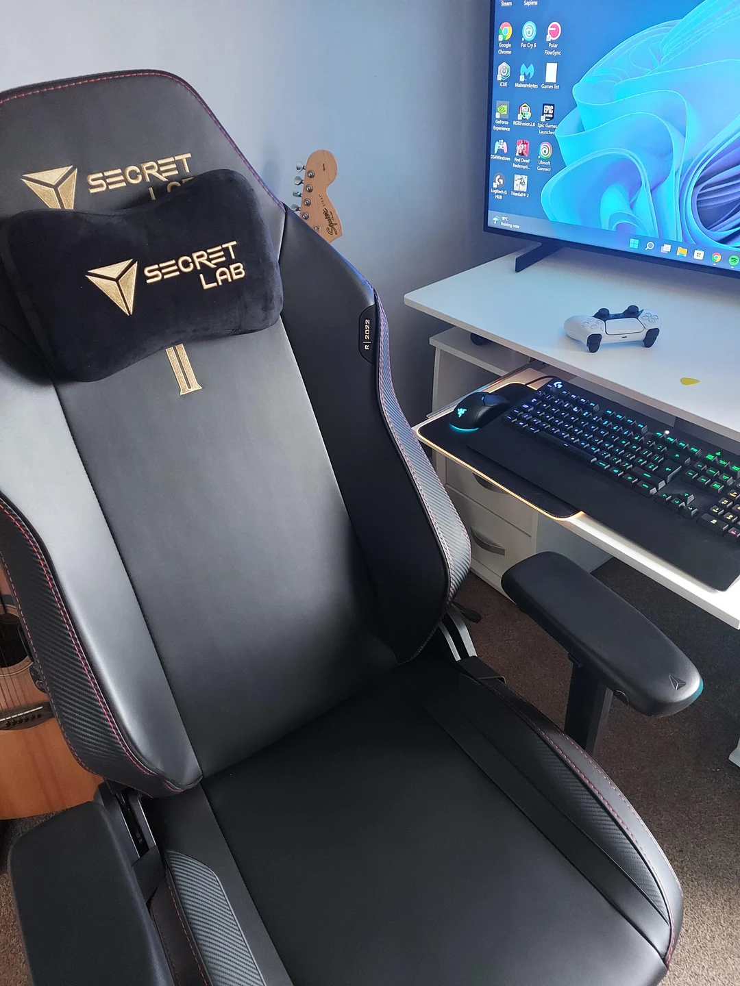 #Secretlab chair arrived. Huge upgrade on my old back breaker | Scrolller