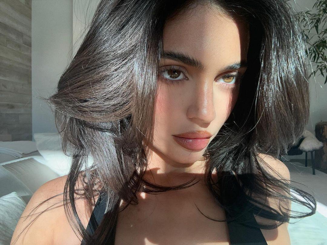 Black dress look for ‘Sprinter’ launch party via IG (March, 2024) | Scrolller