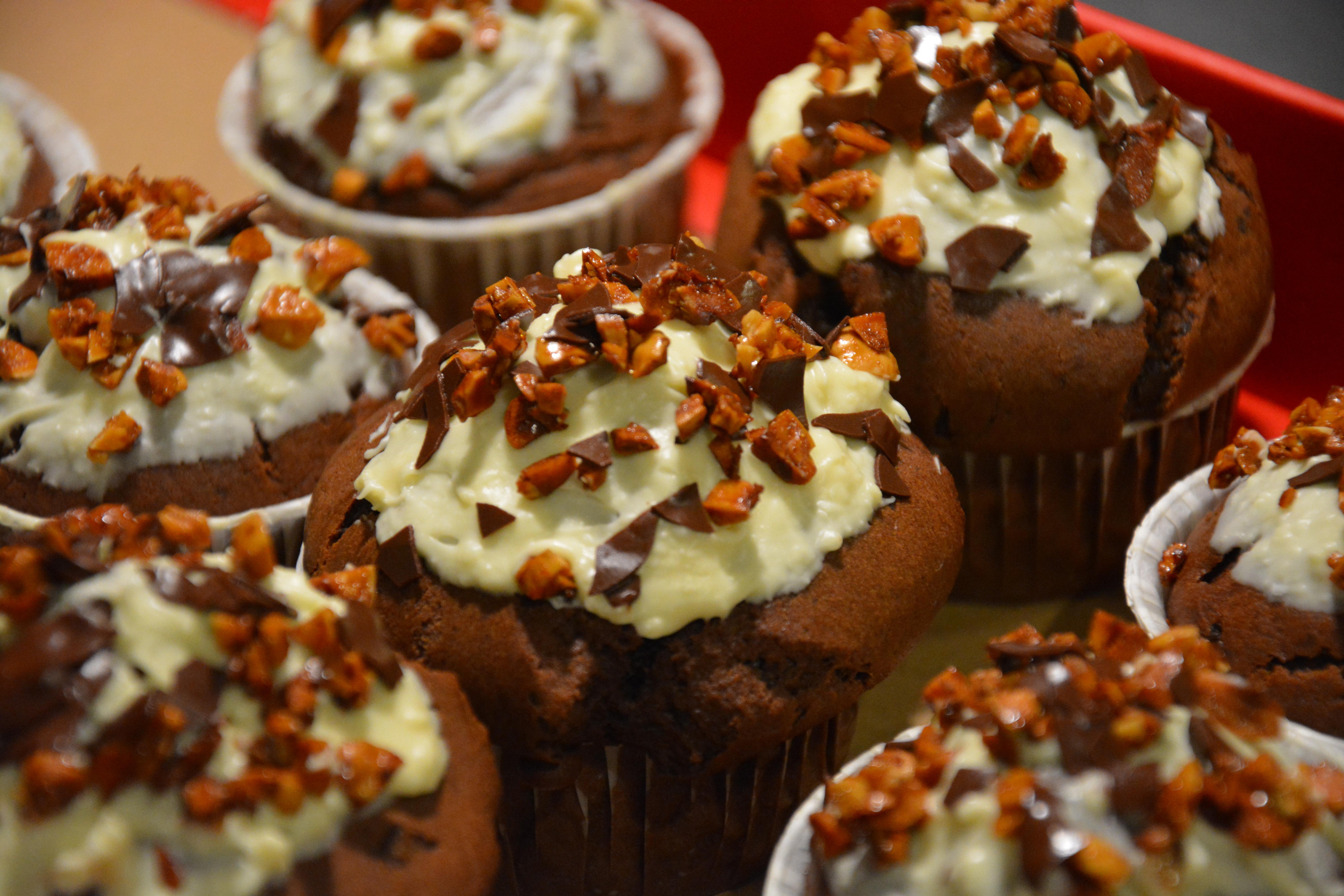 [homemade] Dark and Milk Chocolate Muffins with a topping of white choclate and roasted ...