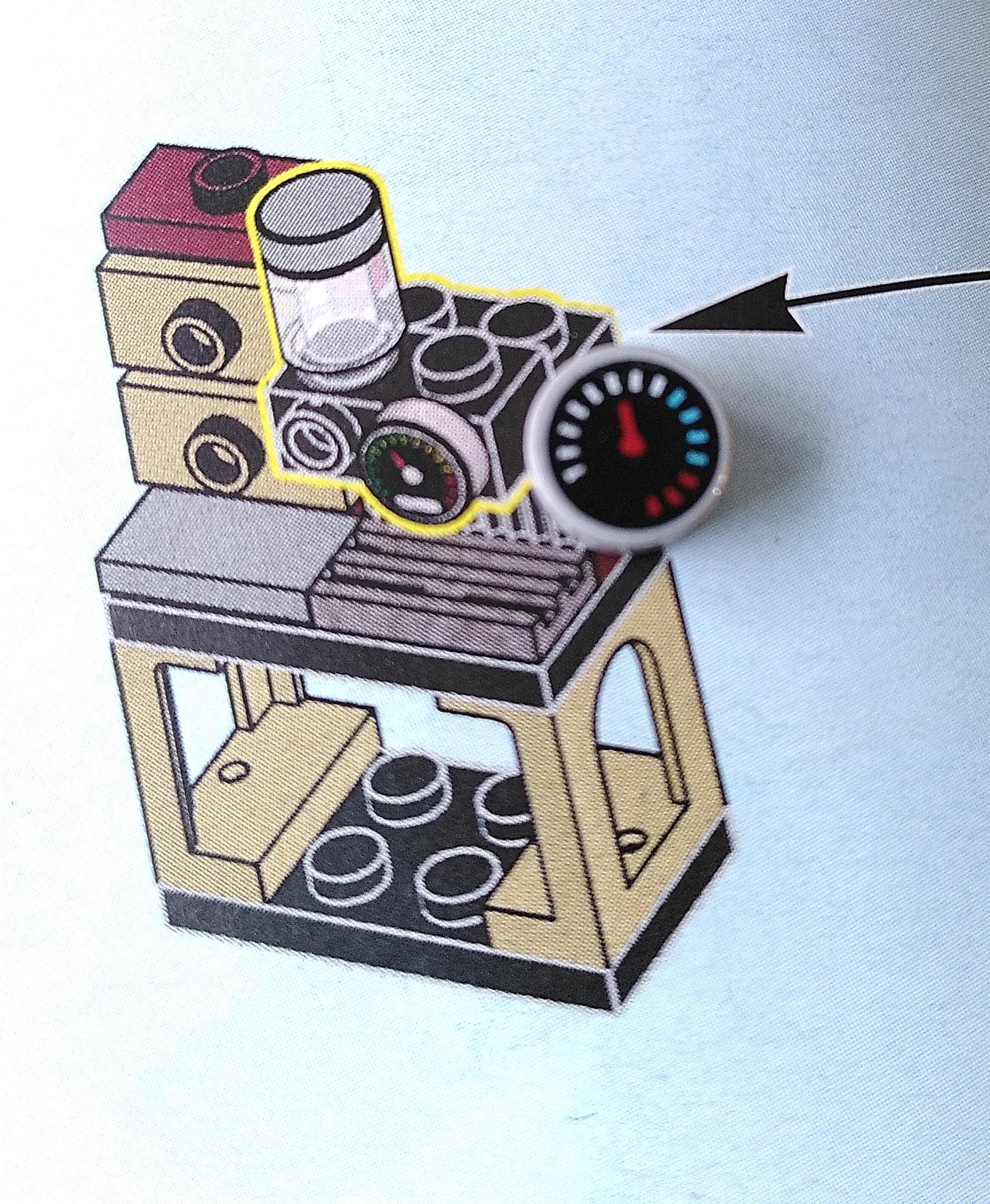 Piece is different than in instruction booklet: is this normal? | Scrolller