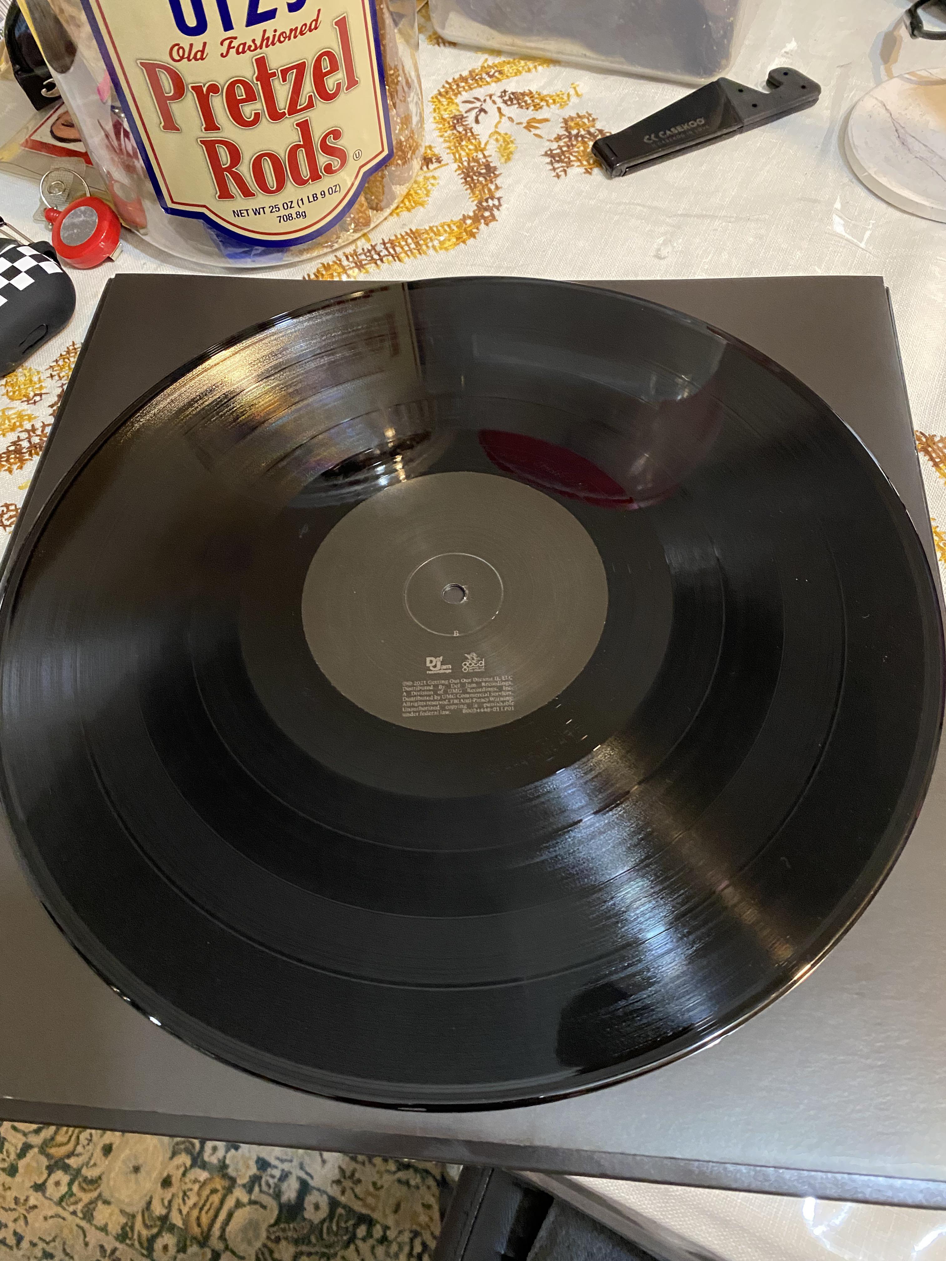 Just got Donda Deluxe | Scrolller