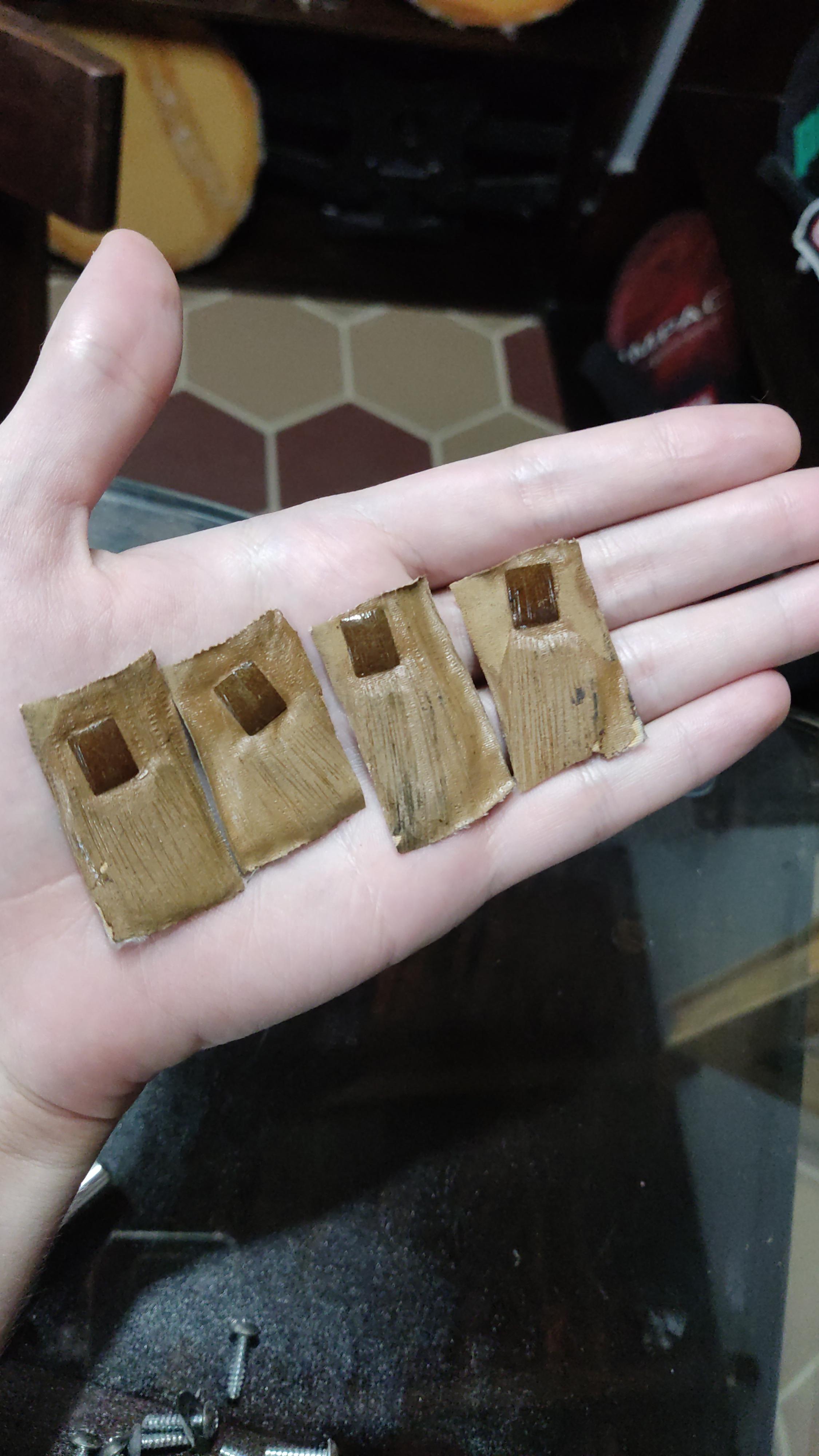 Does anybody know what are these? | Scrolller