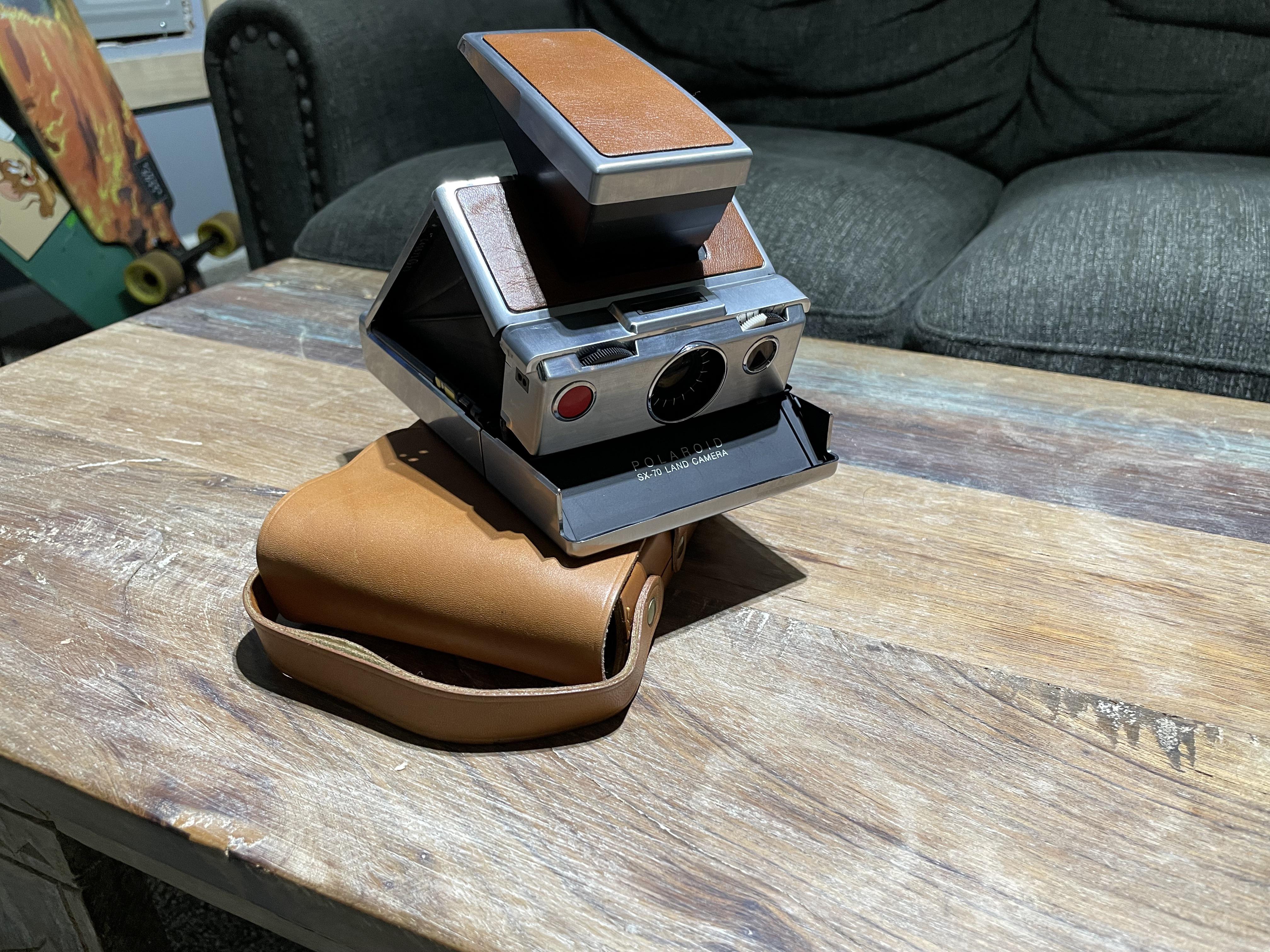 Just picked up this SX-70! | Scrolller