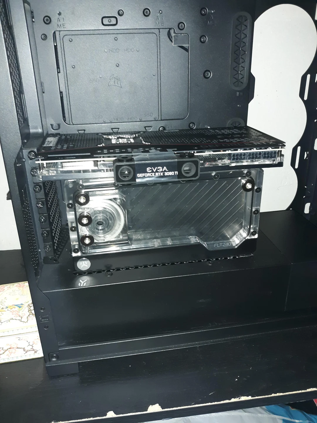 my gpu and pump reservoir are now in and my build has started! | Scrolller