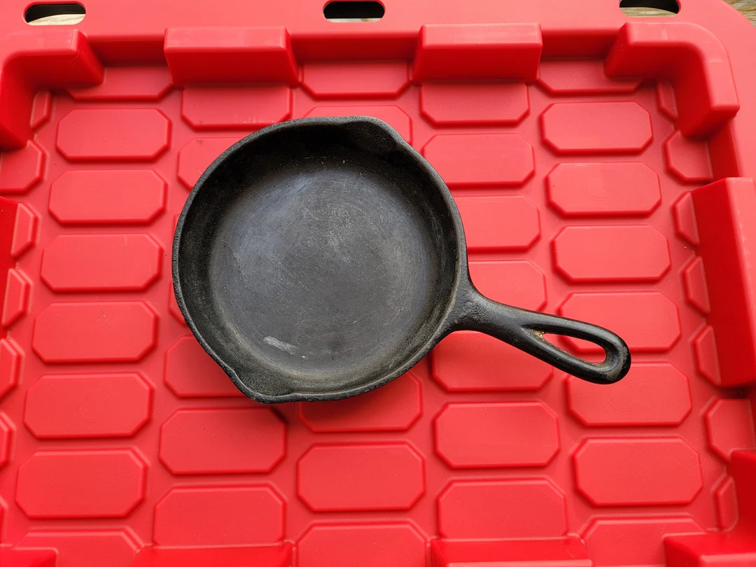 Thrifted Cast Iron | Scrolller