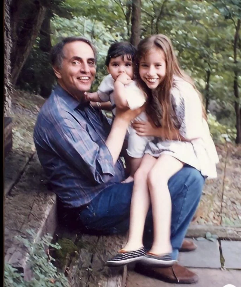 Carl Sagan and his son and daughter, 1992 | Scrolller