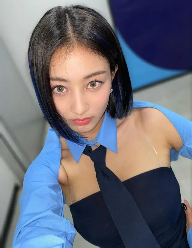 Jihyo | Scrolller