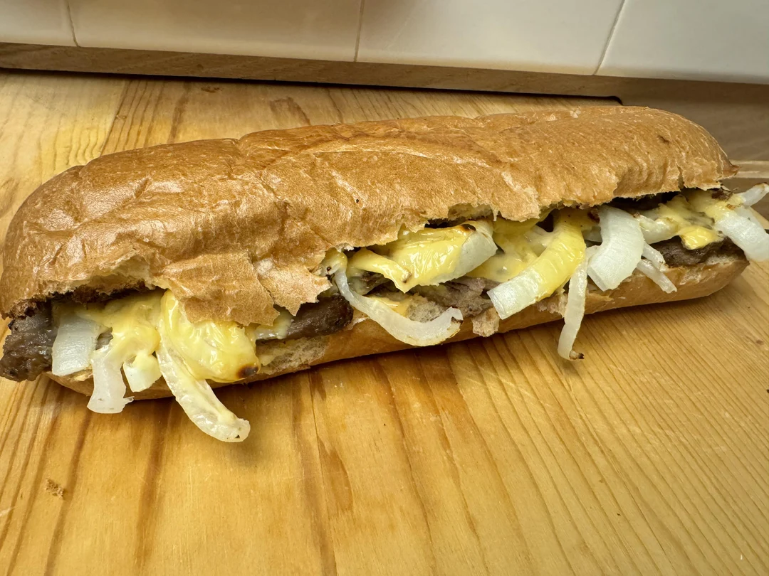 Tri Tip on Italian Roll | Scrolller