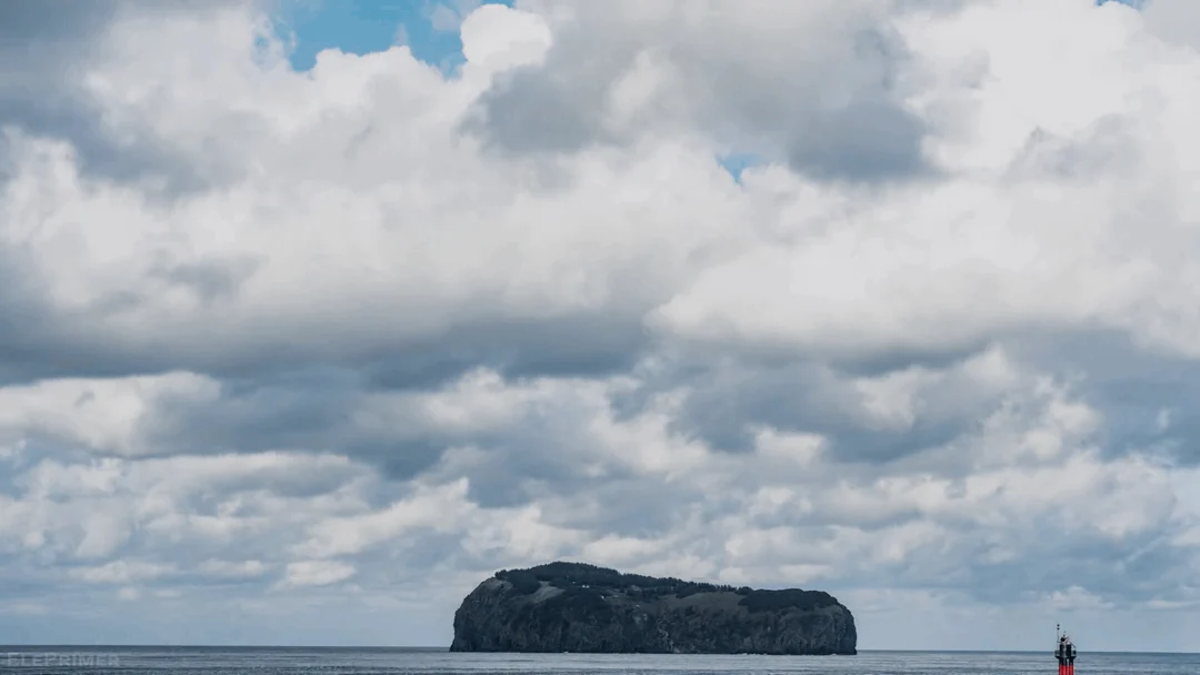 Small Island | Scrolller