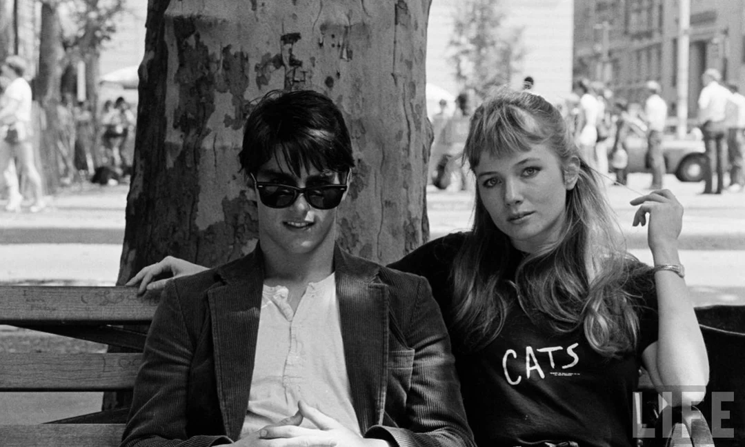 Tom Cruise and Rebecca De Mornay on the set of Risky Business in 1983. | Scrolller