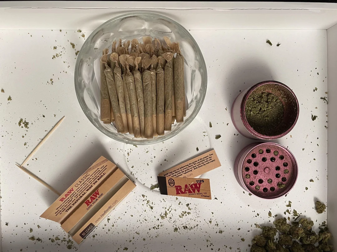 50 joint rolling marathon | Scrolller