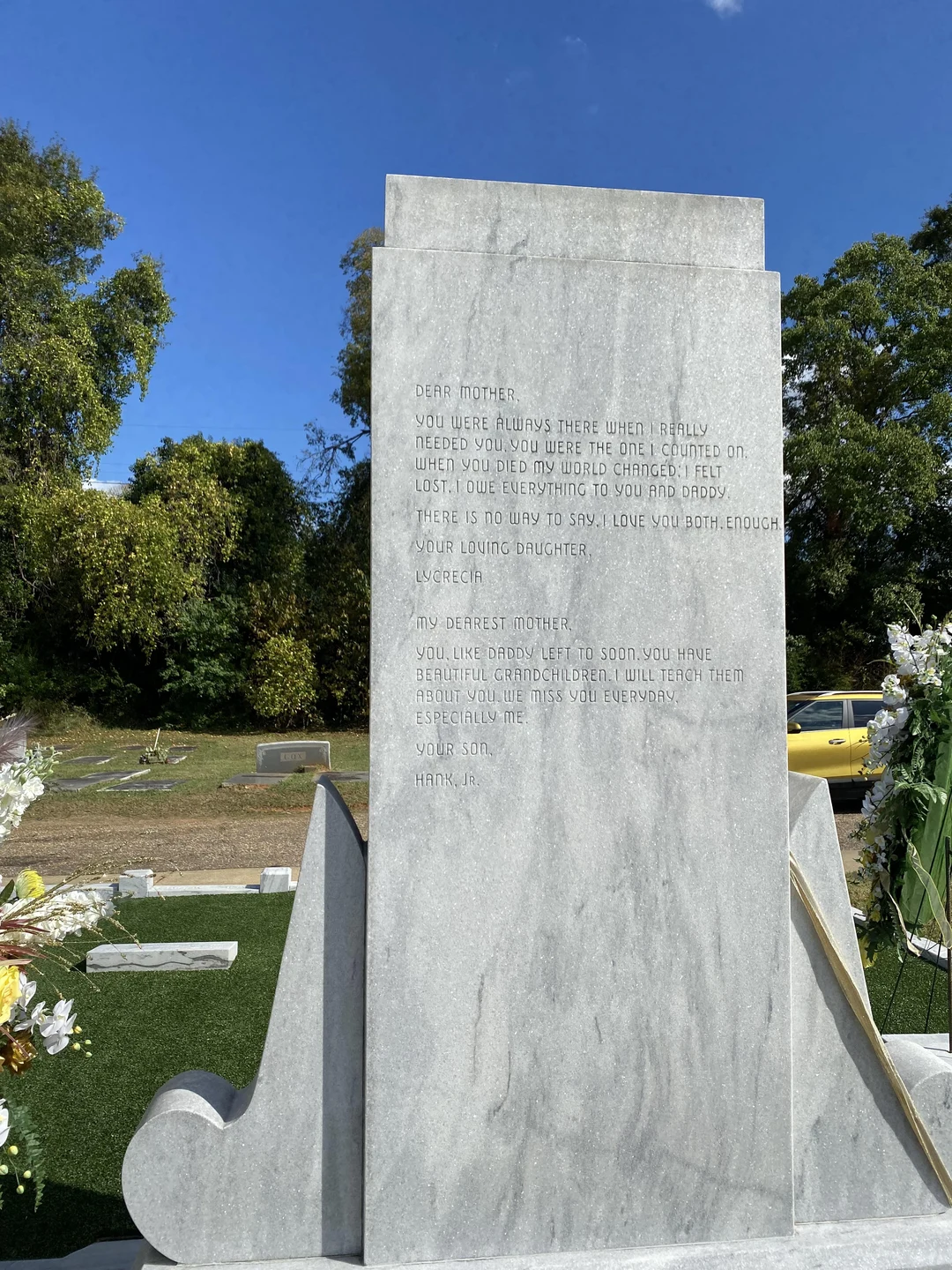 Back of Audrey Williams grave | Scrolller