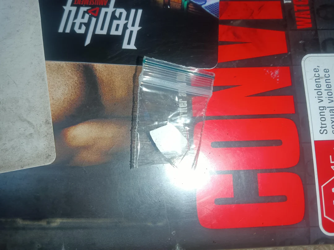 Half a gram SEA #4 from down under | Scrolller