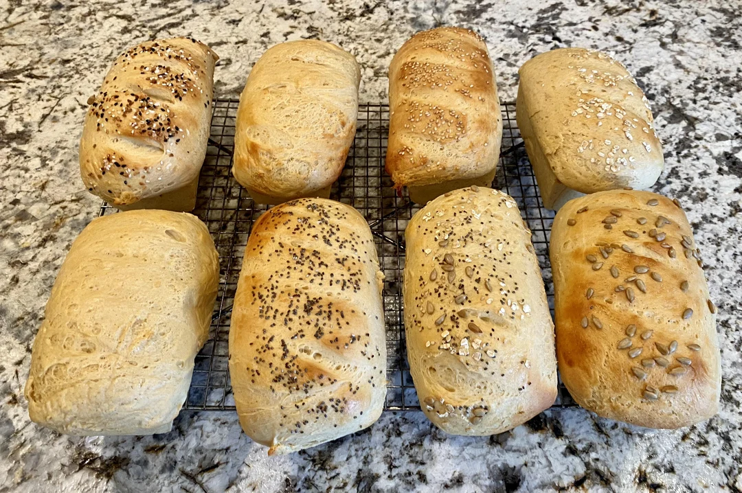 Mini loaves made with Kamut flour | Scrolller