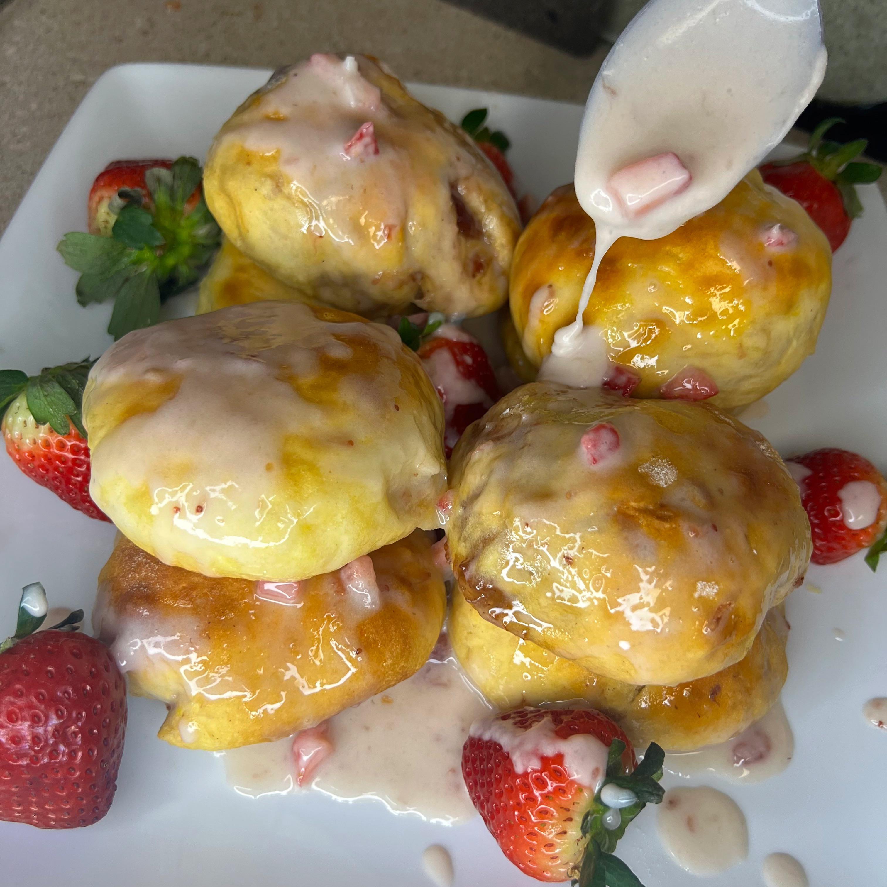 [homemade] Strawberry cheesecake biscuits | Scrolller