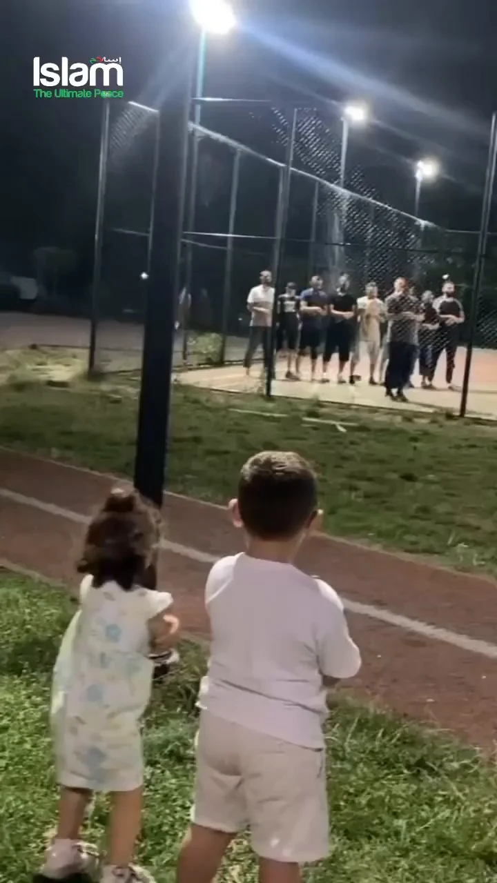 Kids imitating Prayers | Scrolller