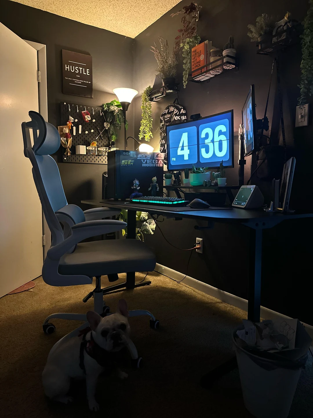 Just started working on my work space :) | Scrolller