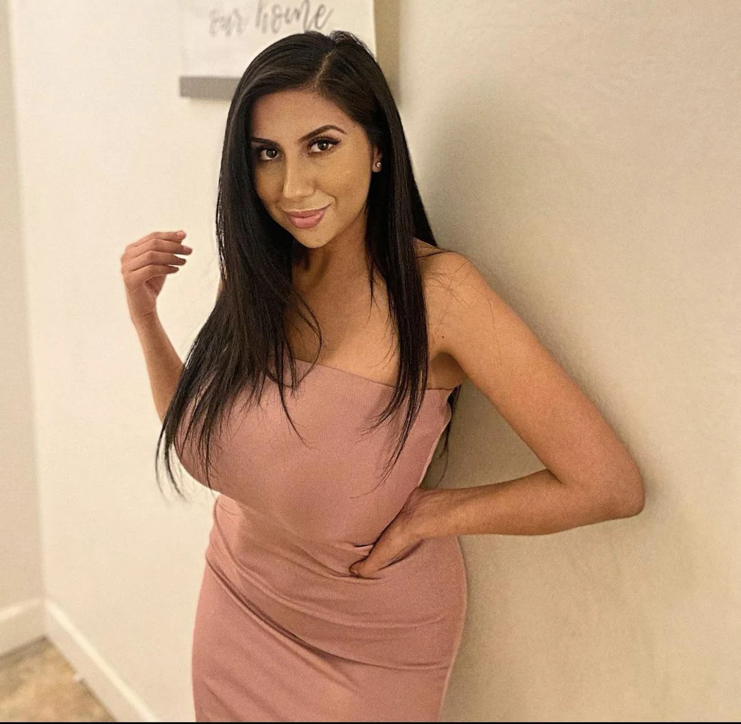 Sexy momma | Scrolller