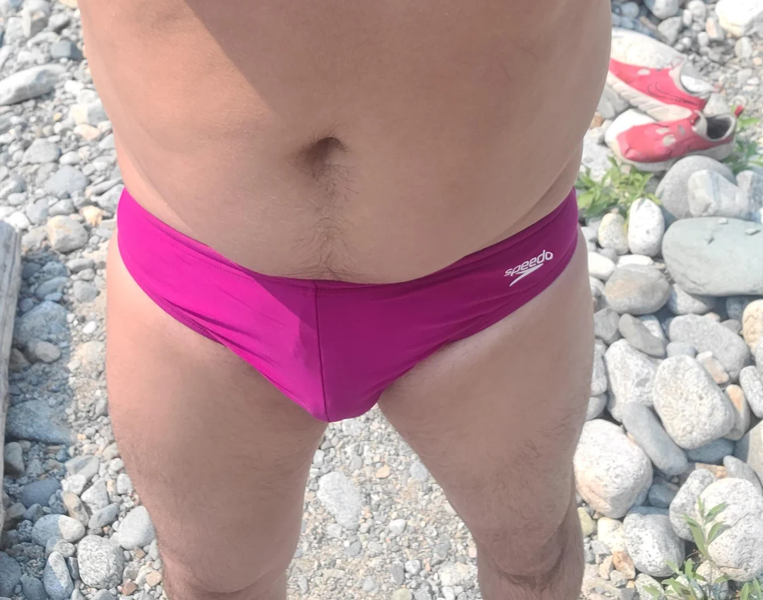 Purple speedo solar | Scrolller