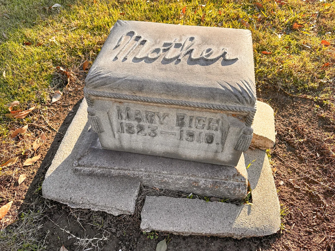 Mother. Grand View Memorial Park. Glendale, CA. | Scrolller
