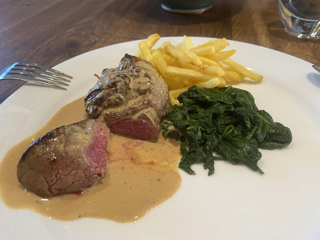 Filet Steak | Scrolller