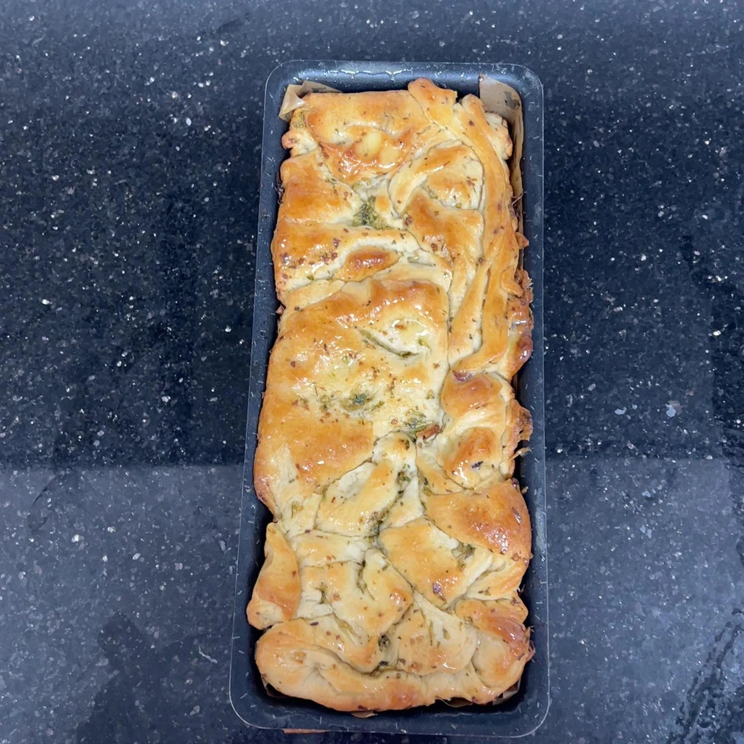Butter garlic bread made by me 🥰 | Scrolller