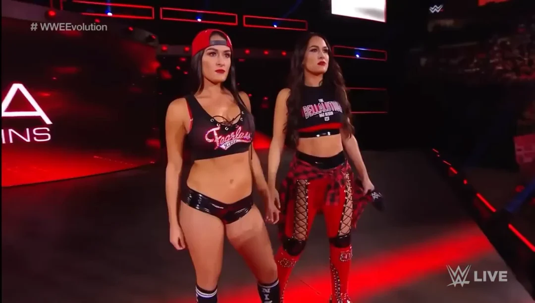 Only stand users can see her stand | Scrolller