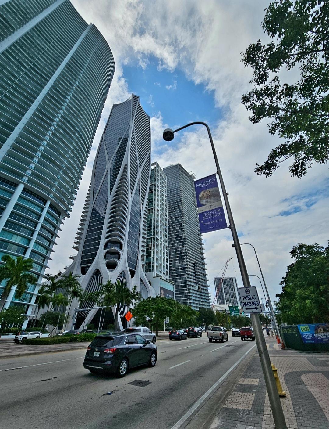 Miami, FL [OC] | Scrolller