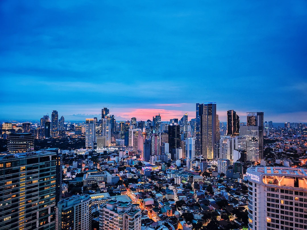 Makati City [OC] | Scrolller