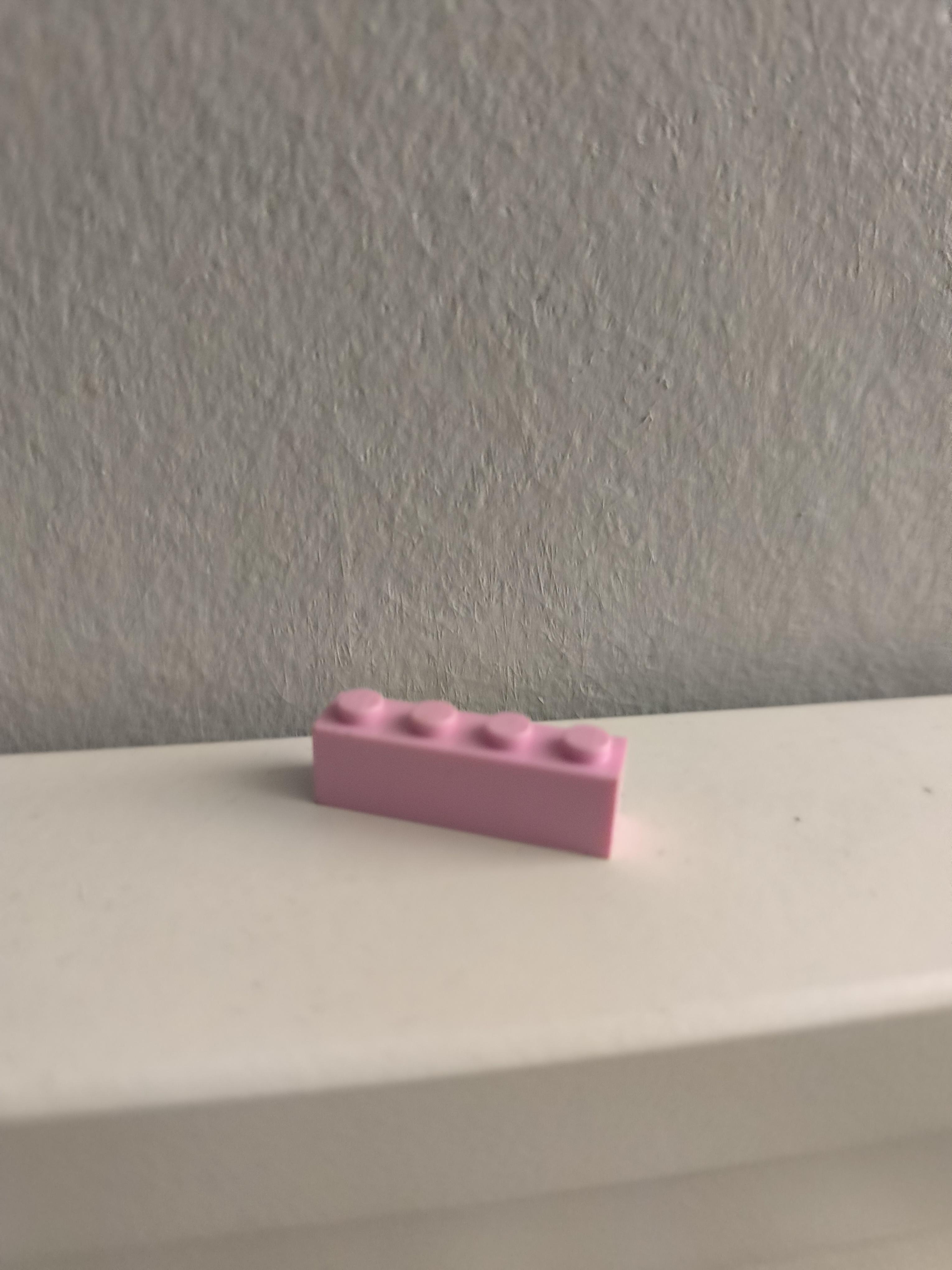 I made worm out of lego | Scrolller